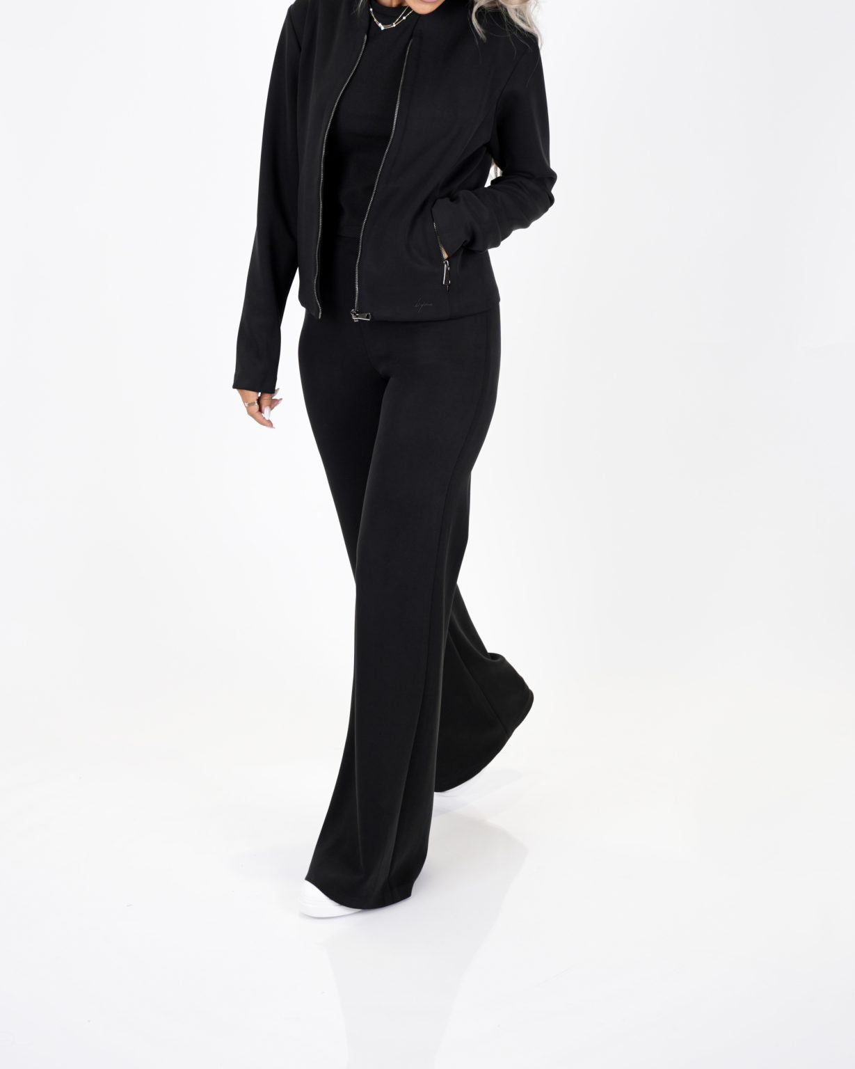 Set Sevin – نعیمه محسنی