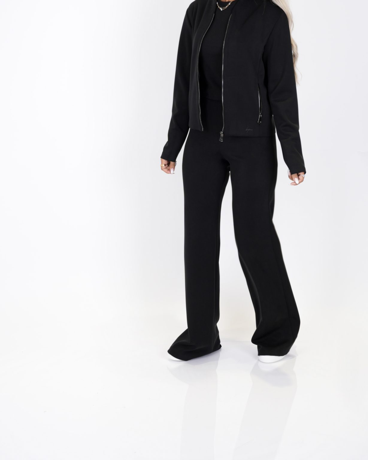 Set Sevin – نعیمه محسنی